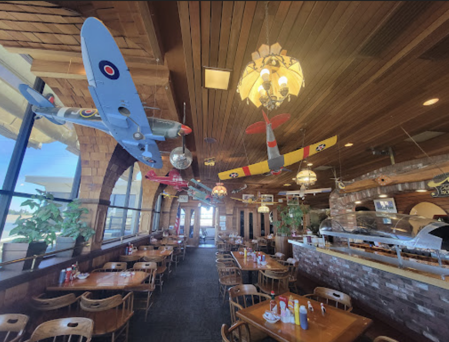 Sacramento County to Oust Local Restaurant from Sac Executive Airport ...