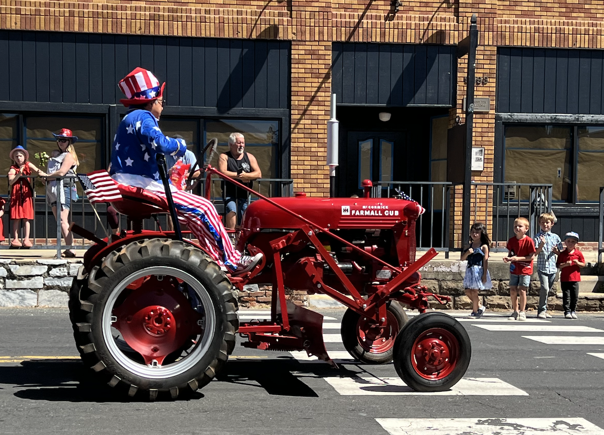 Celebrating America’s 249th Birthday in a Small Town – California Globe